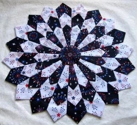 Dresden Plate - Quilt Tutorial - Hand Crafted