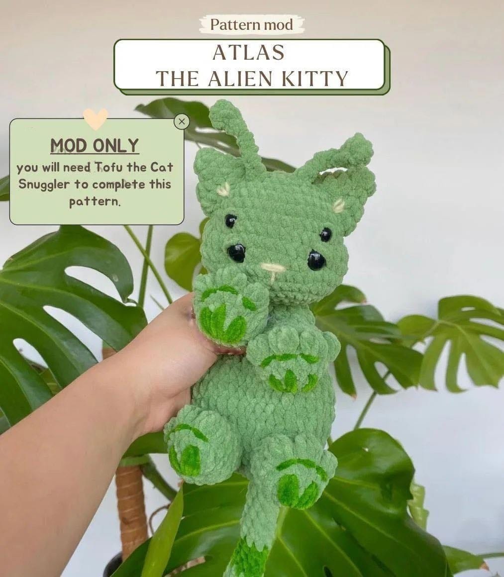 Alien Crochet Cat Pattern - Hand Crafted