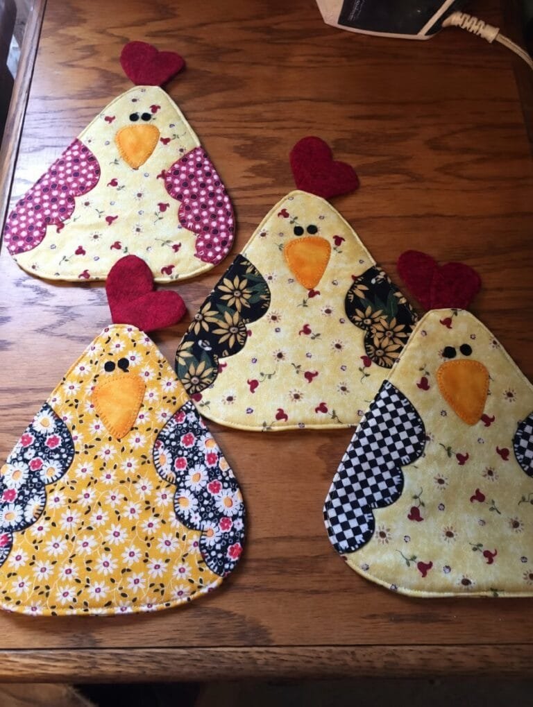 Quilted Chicken Potholders - Best Premium Quilting Materials for Long ...