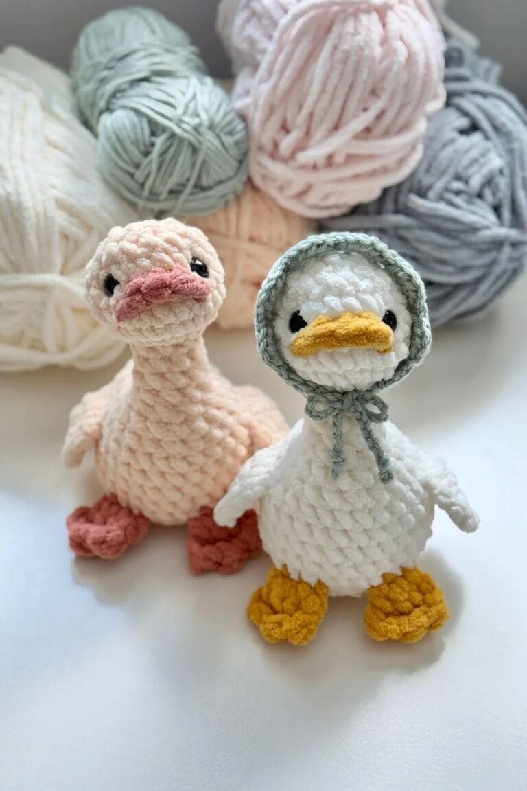 How to Make a Crochet Goose Tutorial - Hand Crafted